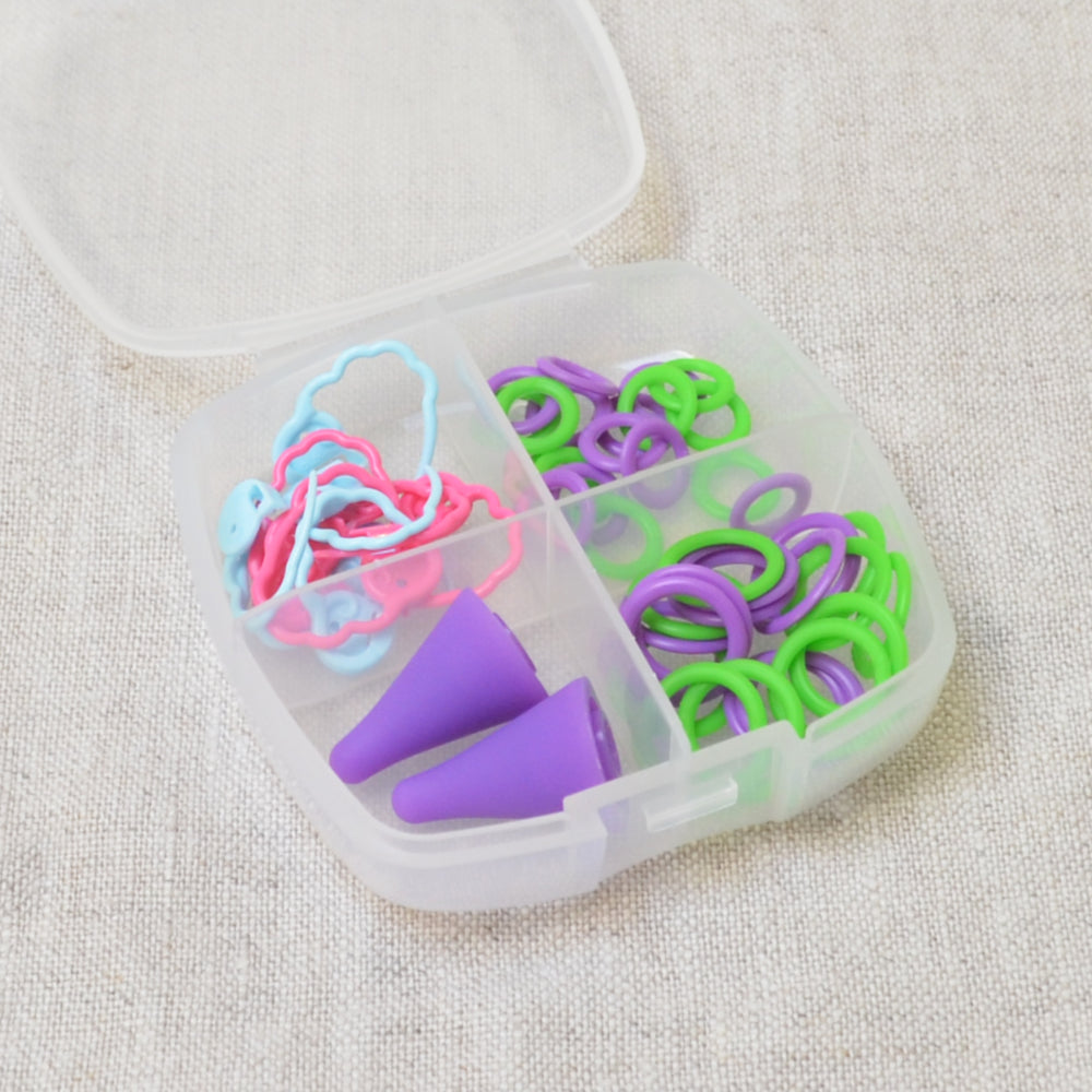 Clover Knitting Accessory Set for Beginners — Handknit Yarn Studio